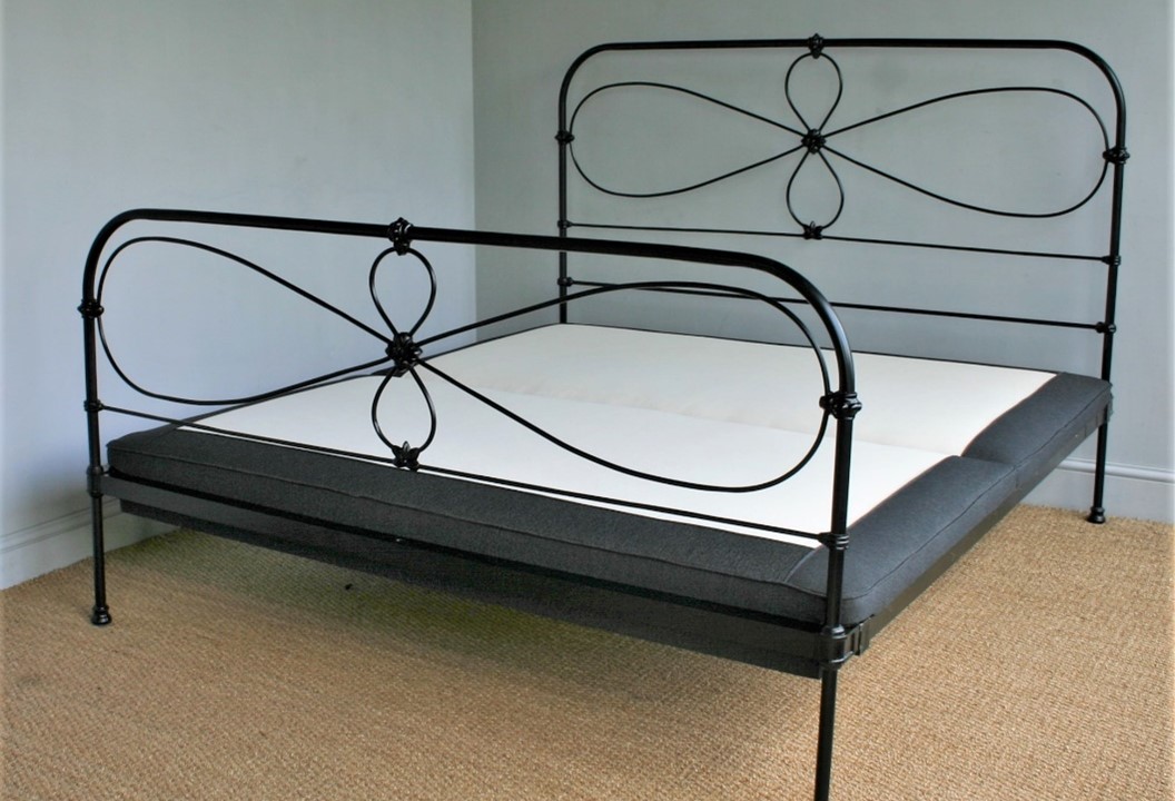 Bed Bazaar - Europe's Largest Collection of Antique Bedsteads